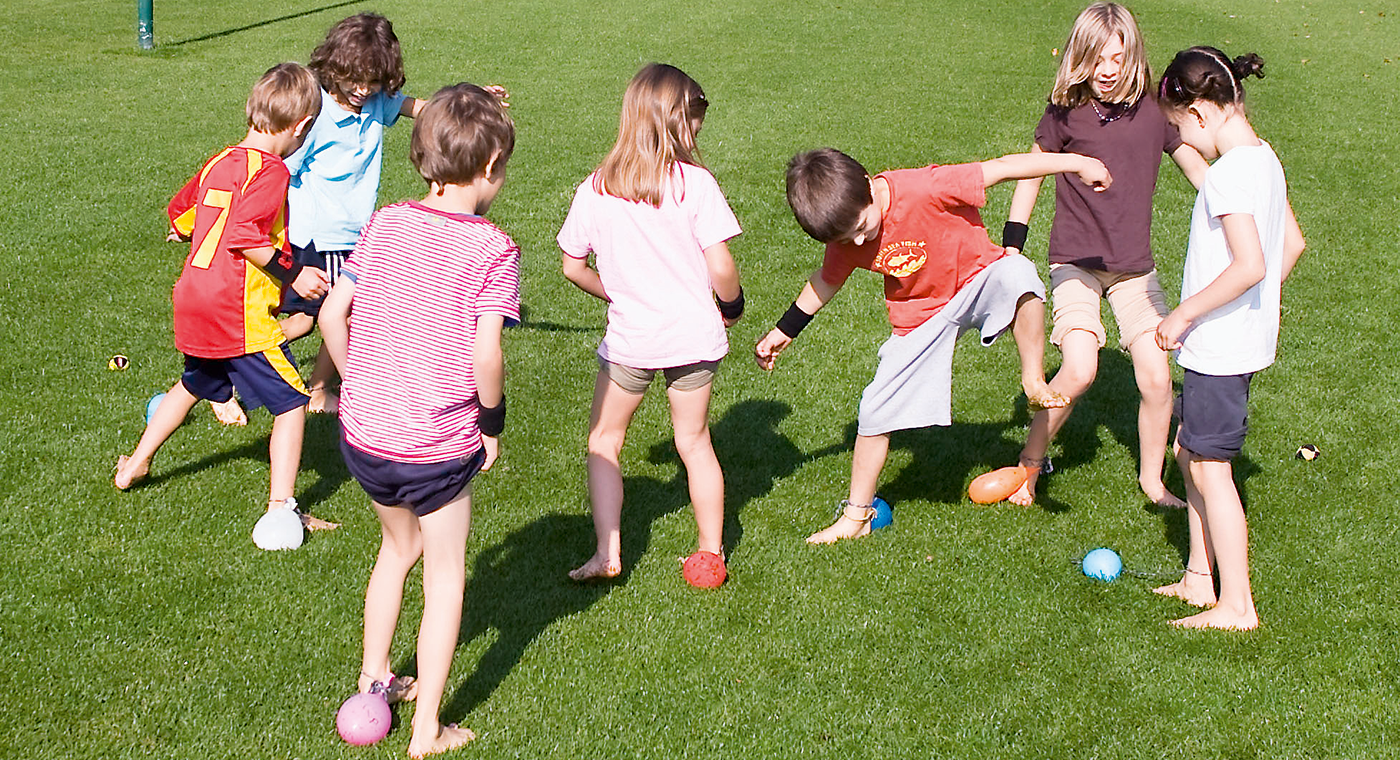 Outdoorspiele: Rasen, Hartplatz, Spielplatz und Wald » mobilesport.ch